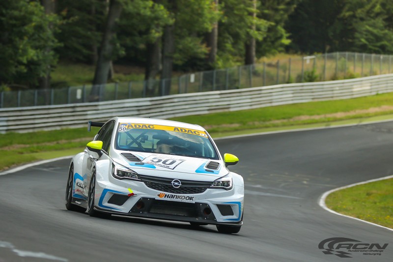 Rolf Droste und Jan Buchwald erfolgreich am Ring – Renngemeinschaft Oberberg e.V.